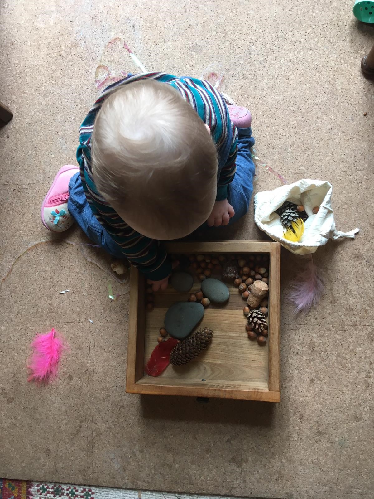 Creative ideas for Under 5's - Sensory Rummage Box | Thelma Hulbert Gallery